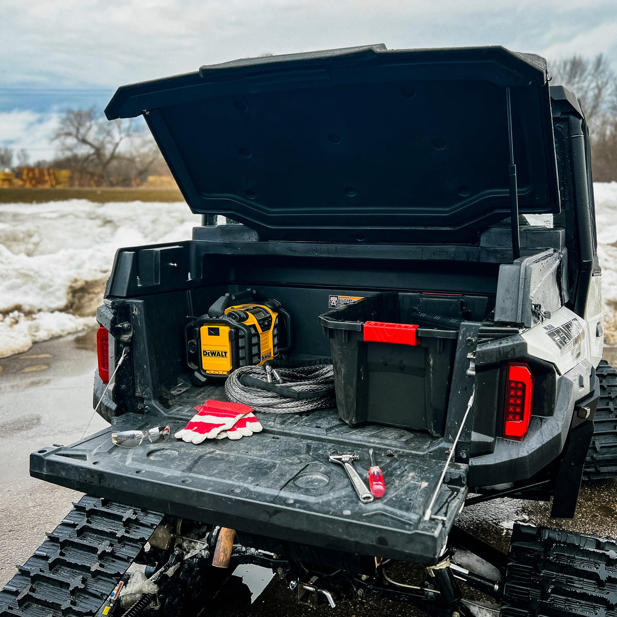 Highlands Polaris General Cargo Box – AWESOMEOFFROAD.COM